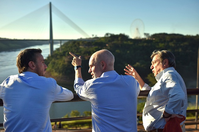 “Cuando uno ve el desarrollo de las otras ciudades de la Triple ...